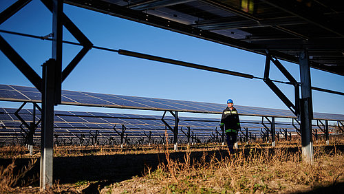 OMV nimmt PV-Anlage am Tanklager Lobau in Betrieb - EEK